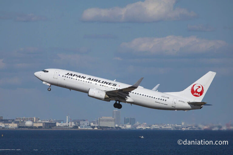 JALの学生カードはお得なのか？？実際に使ってみた人が解説｜JAL naviカード｜Avi Media